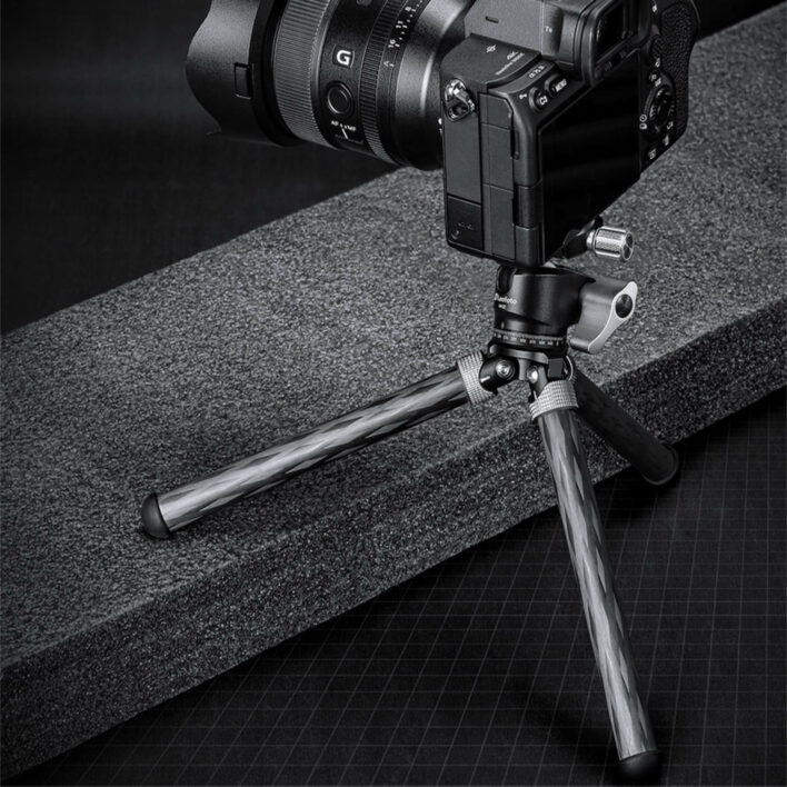 Leofoto MT-02C Mini Carbon Fibre Table Top Tripod with LH-22 Ball Head ...